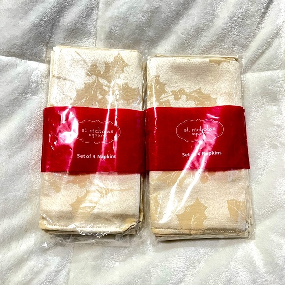St. Nicholas Square | Dining | Nwt St Nicholas Square Napkins Color ...
